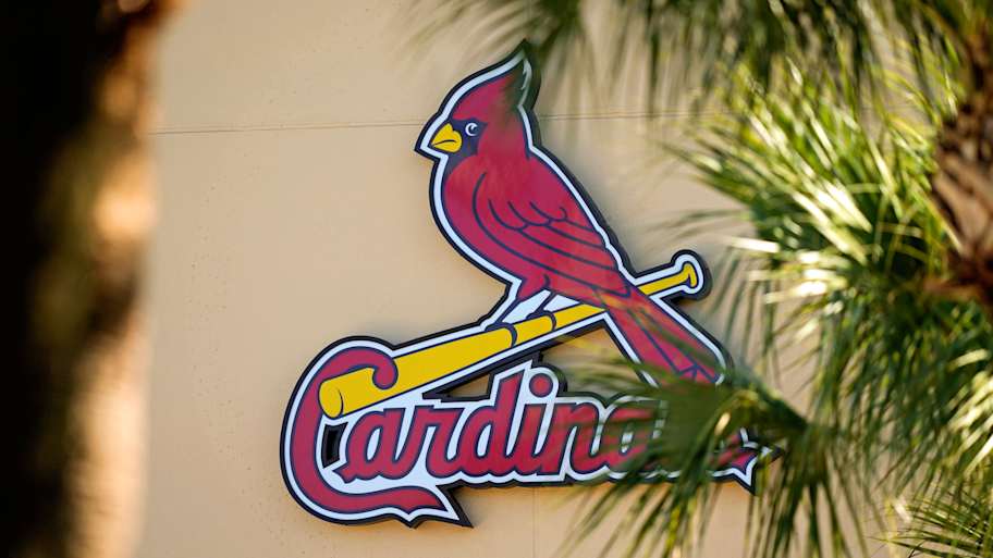 Cardinals 27-year-old power bat projected to lose MLB roster battle