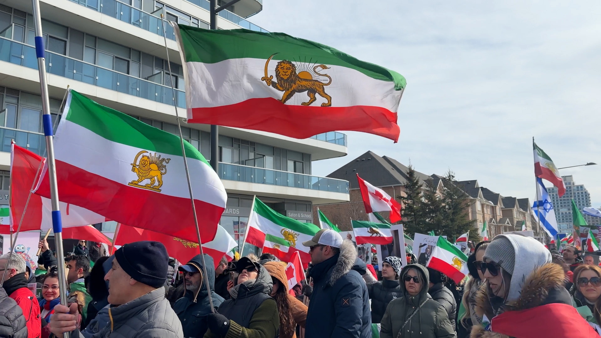Here is what the different flags at Iranian protests mean