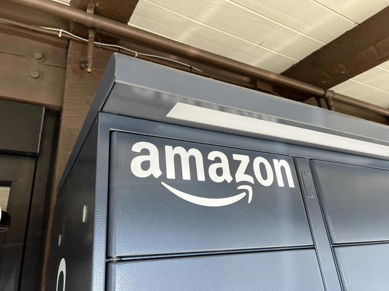 Amazon is back up after outage affecting tens of thousands of shoppers