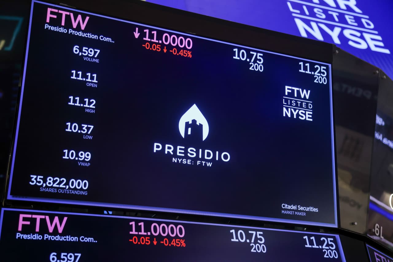 New oil stock debuts with dividend yield above 12%