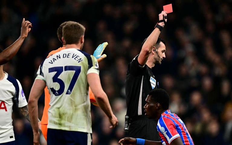 Spurs ratings: Van de Ven lets side down as Souza struggles
