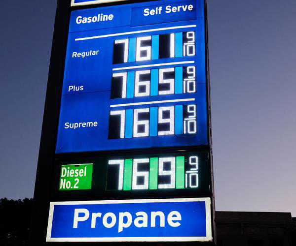 Report: Fuel price spike triggers White House alarm