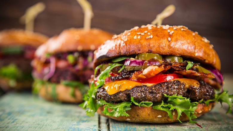 Why restaurant burgers taste so much better than what you make at home