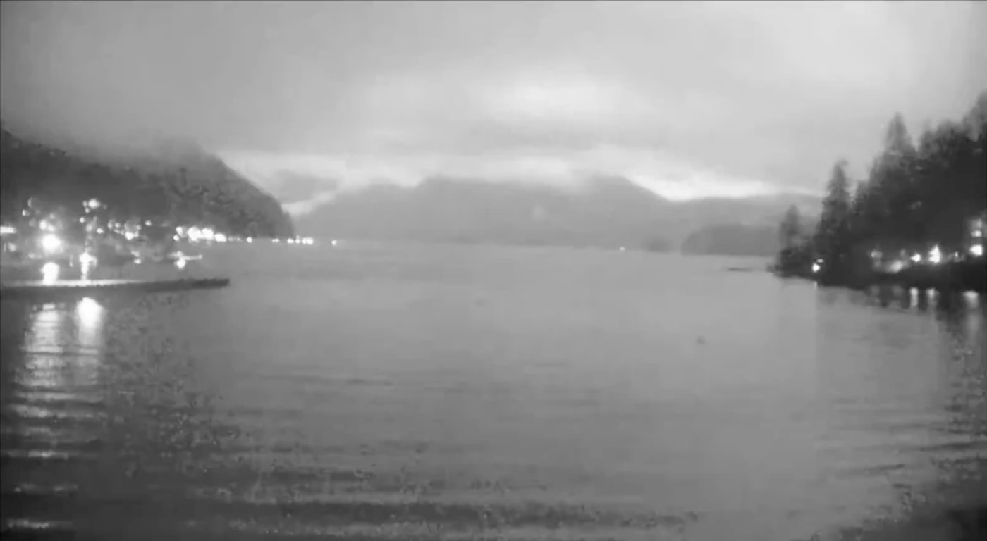NASA says meteor that lit up Vancouver sky was travelling 100 times ...