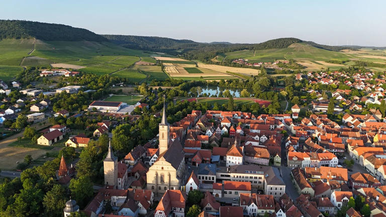 Romantische Weinstadt in Franken erkunden