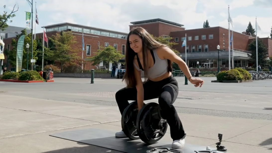 It's just a normal dumbbell - but no one could get it off the ground