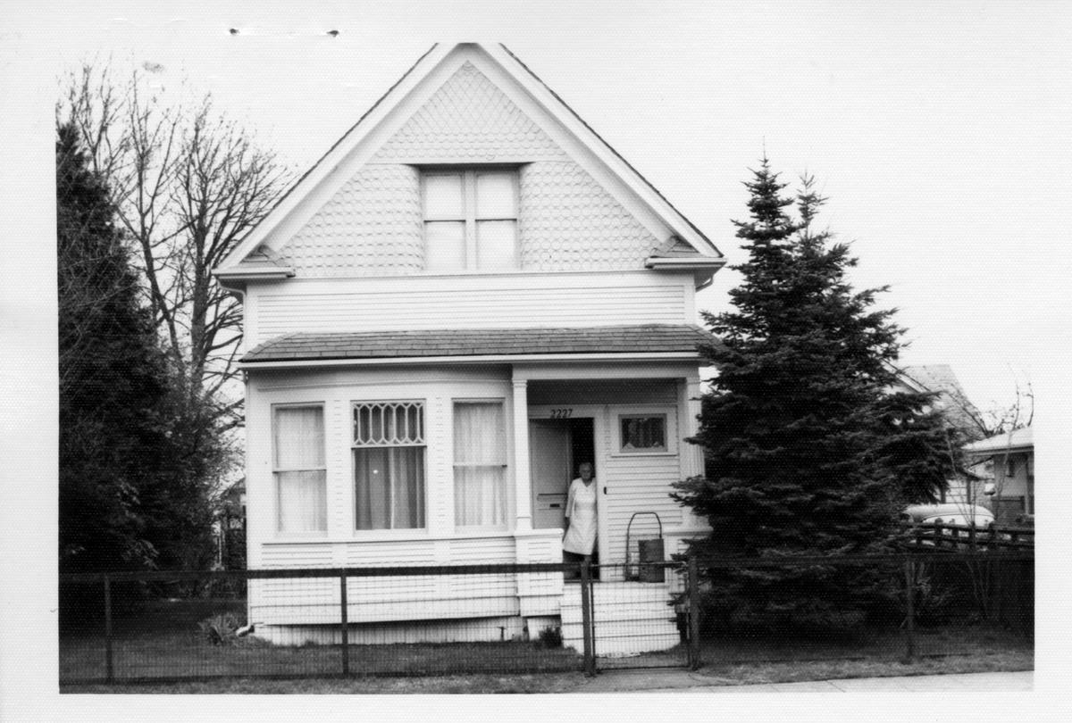 The real reason houses built in the 1970s are harder to sell than any ...