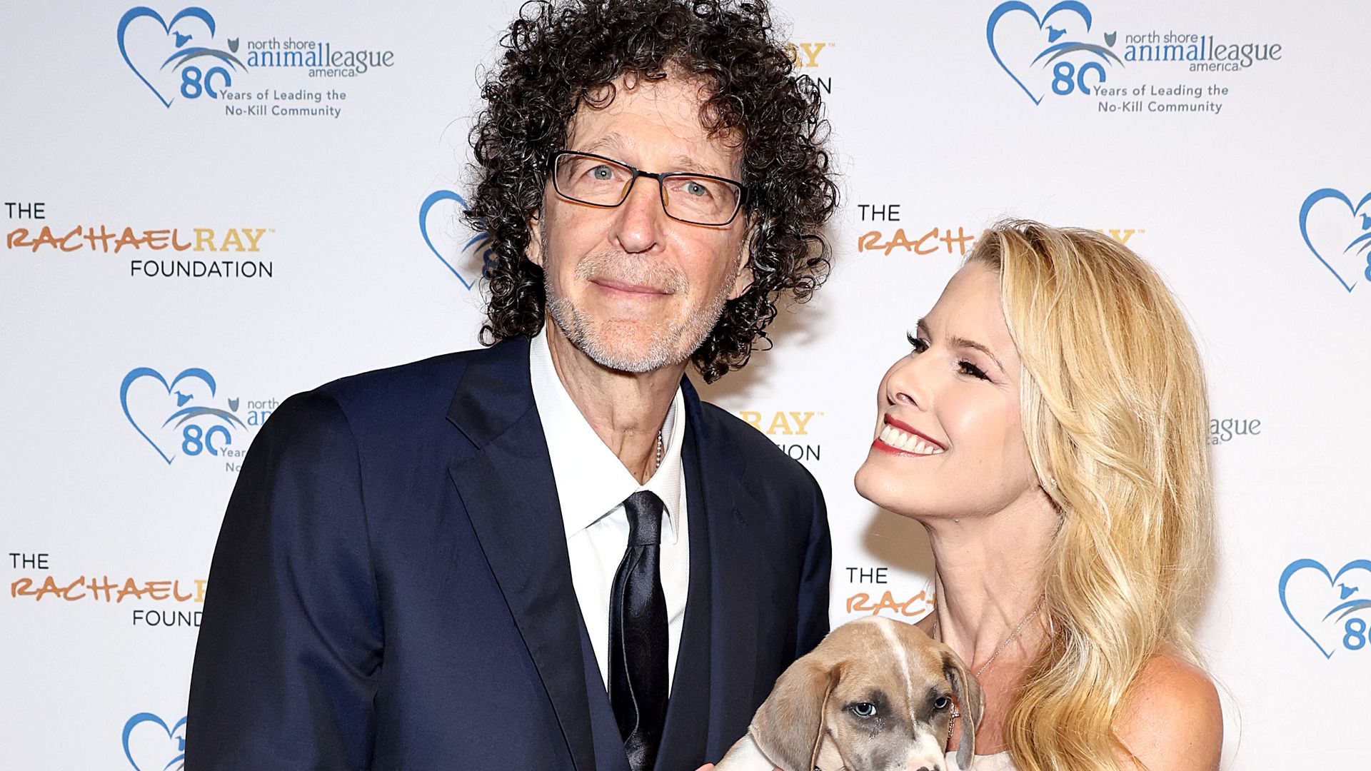 Inside Howard Stern's 18-year age-gap marriage to model wife who calls ...