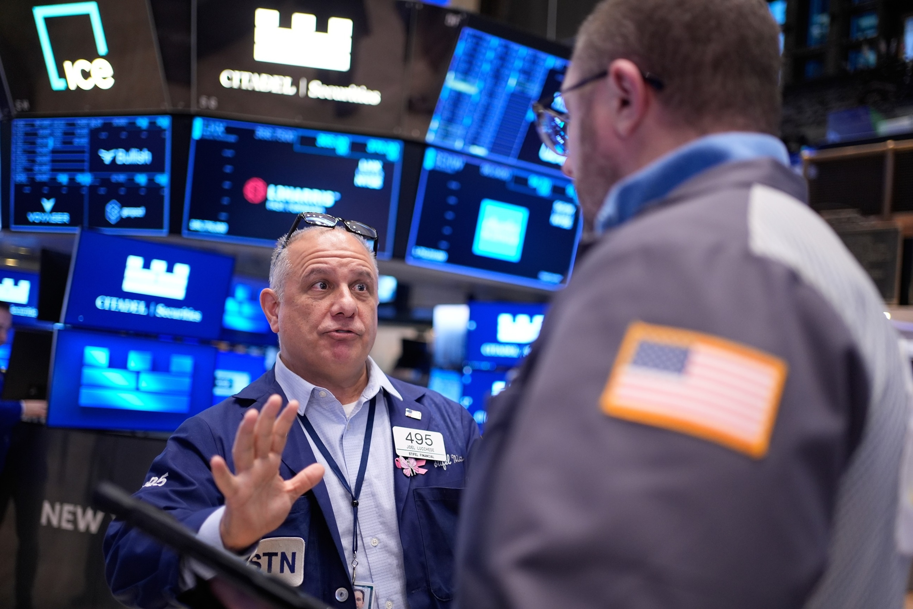 Dow closes down 785 points as selloff sends stocks tumbling