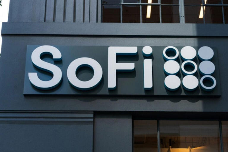 What's going on with SoFi Technologies stock today?