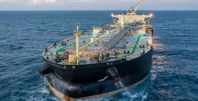 Oil tanker stock glides into buy zone as shipper posts 547% profit growth