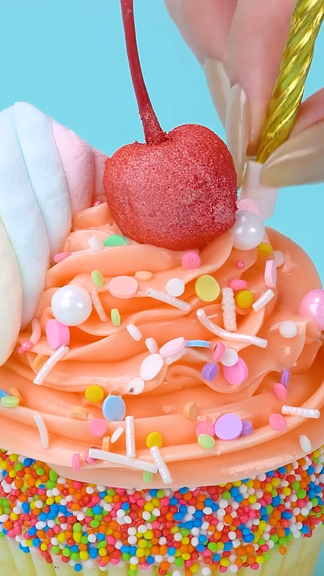 Adorable rainbow candy cupcake ideas