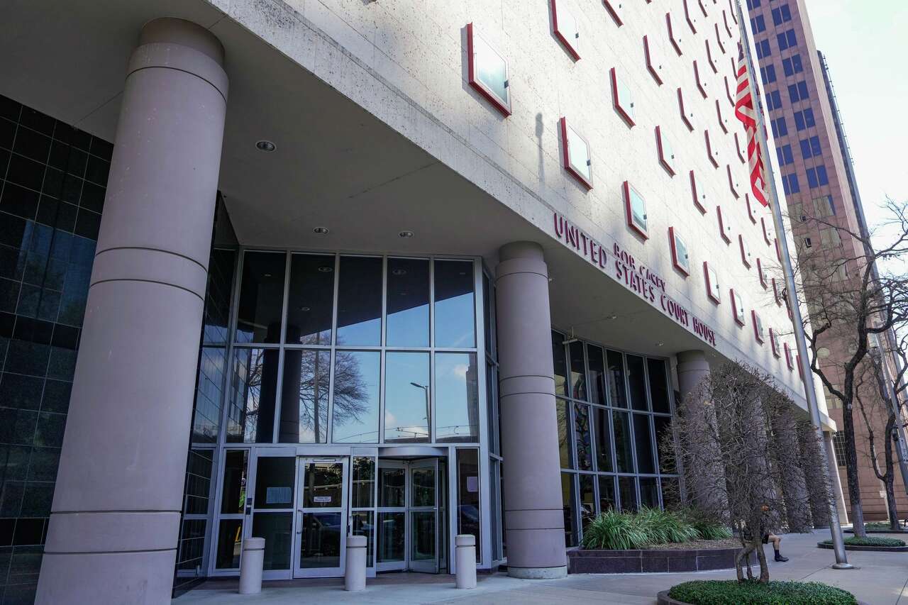 Cypress man who posed as federal prosecutor to intimidate snack food ...