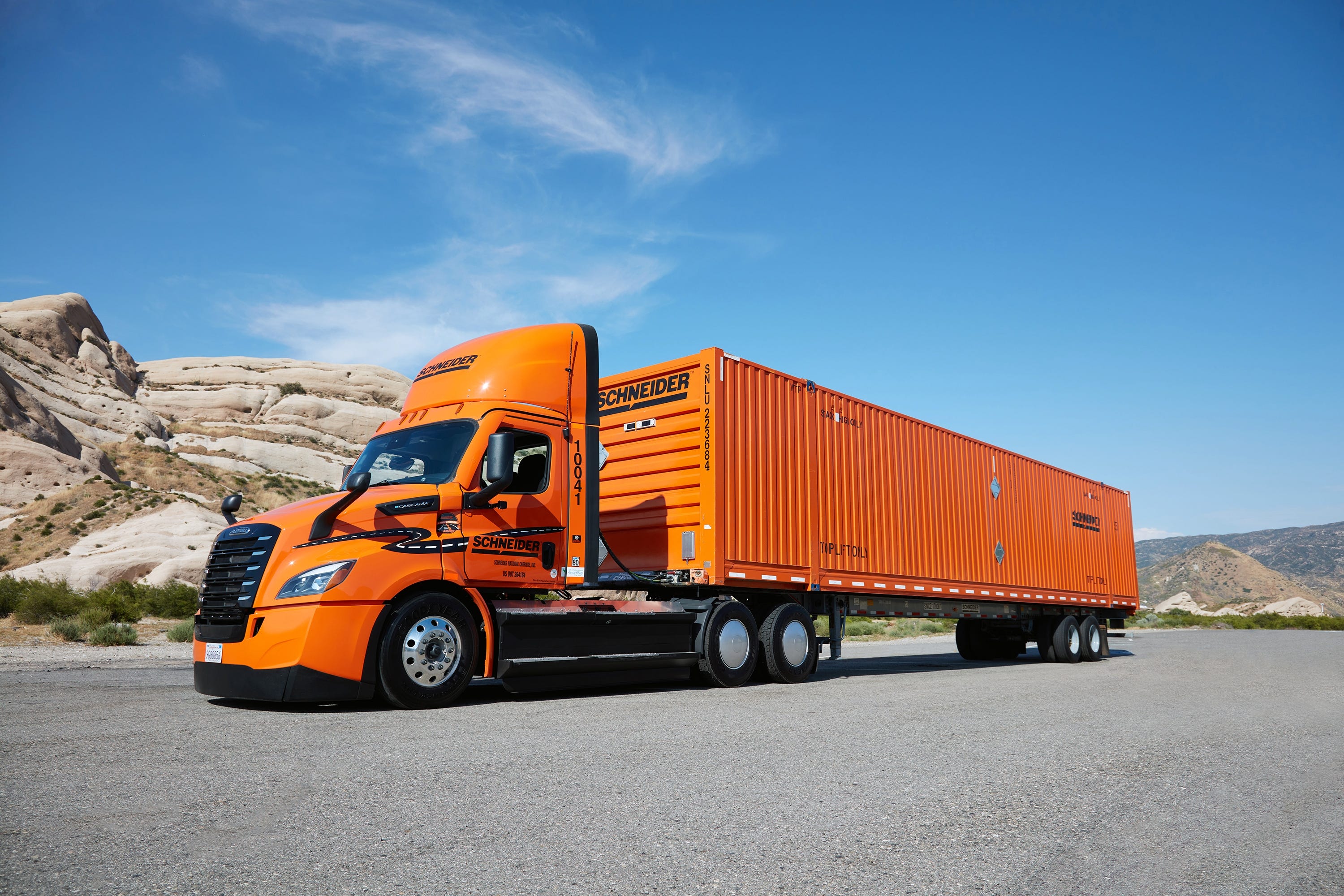 Lawsuit says Schneider rescinded job offer over driver's service dog
