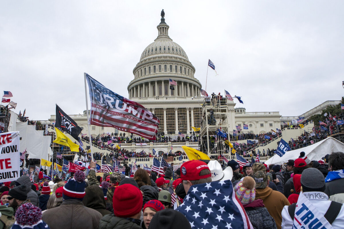Trump administration hires convicted Jan. 6 rioter for key Pentagon job ...