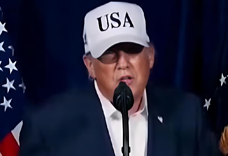 Trump signals risk of attacks on US in Iran conflict
