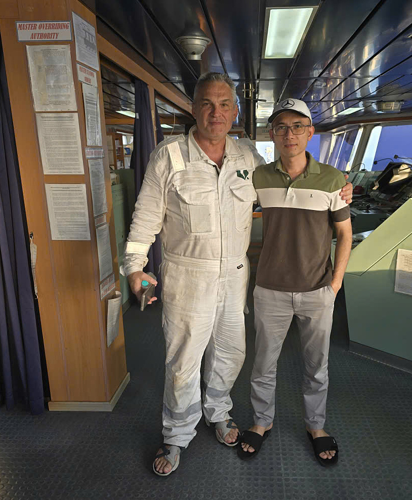 Vietnamese crew rescue 21 sailors in Gulf of Oman amid Middle East conflict