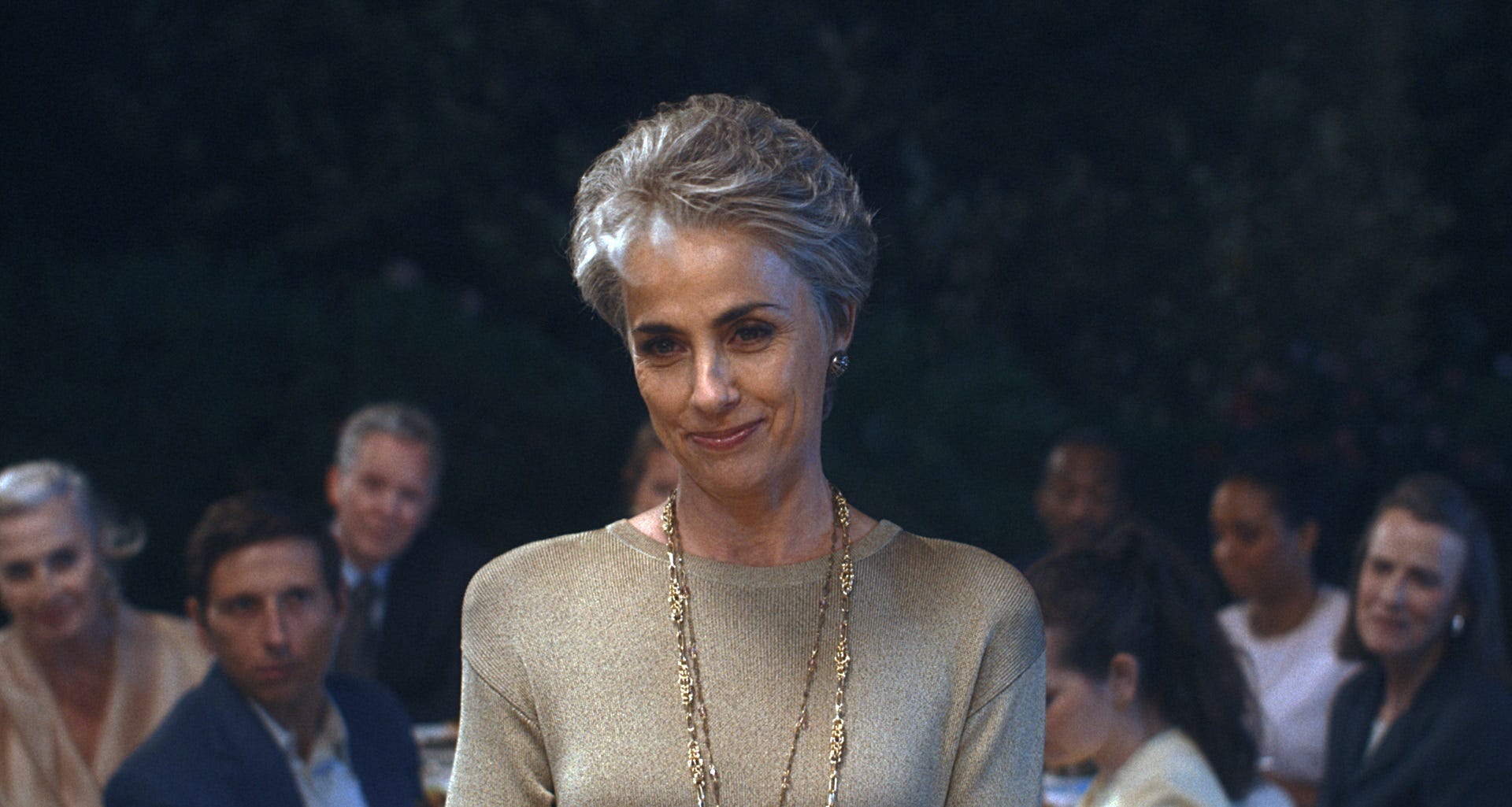 Was Carolyn Bessette late to her wedding? The truth about her dress