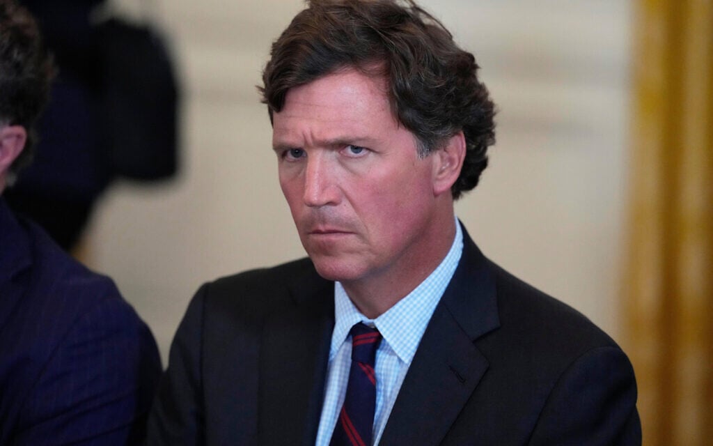 Tucker Carlson’s latest baseless conspiracy blames Iran war on Chabad ...