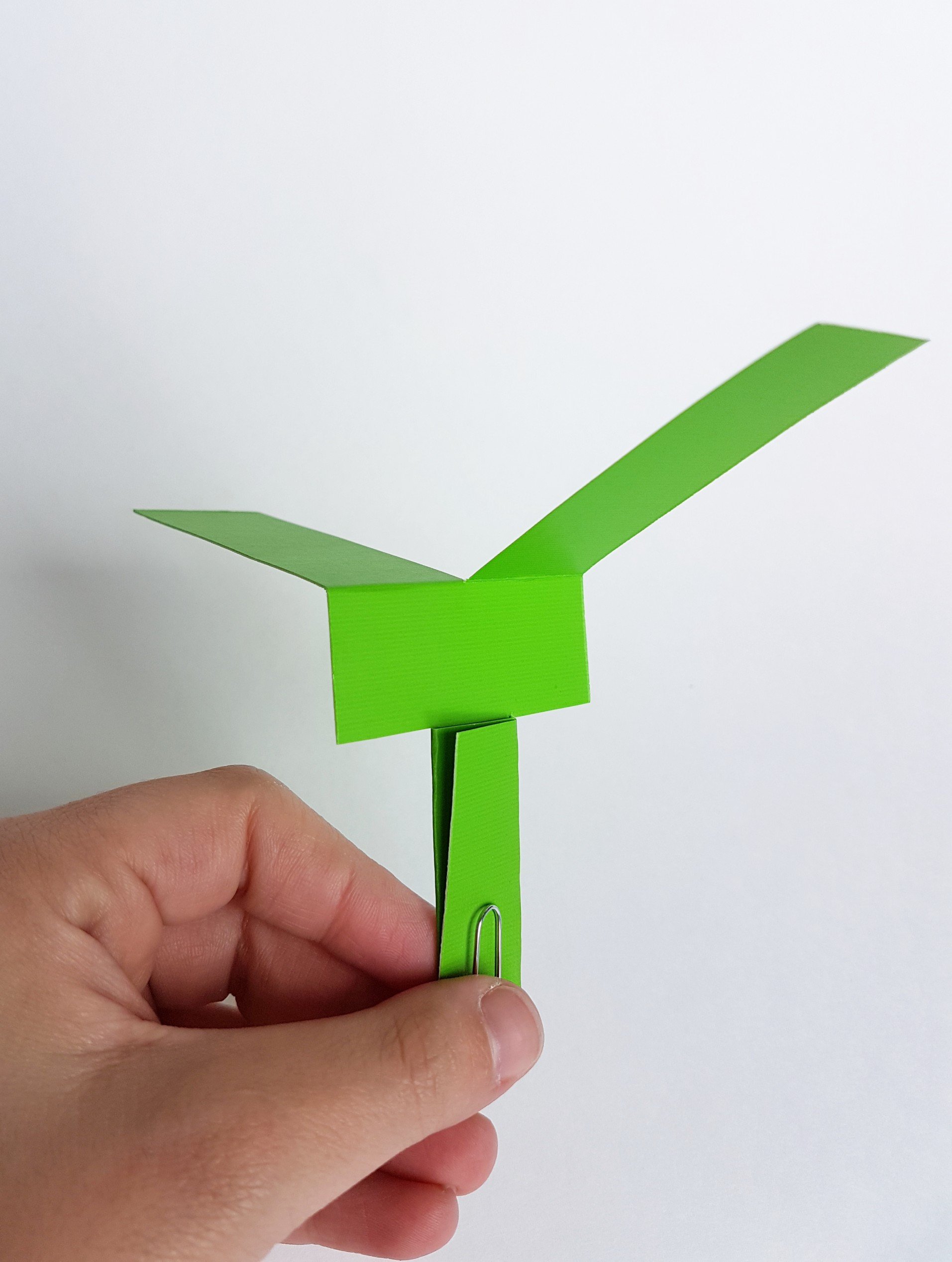 Make your own flying paper helicopter in seconds