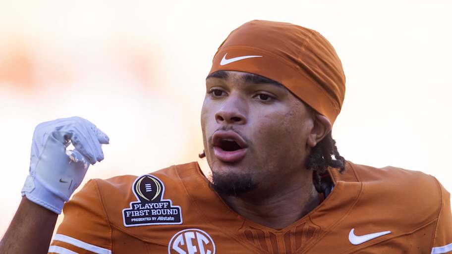 Colorado coach praises Deandre Moore Jr. for growing into leadership role