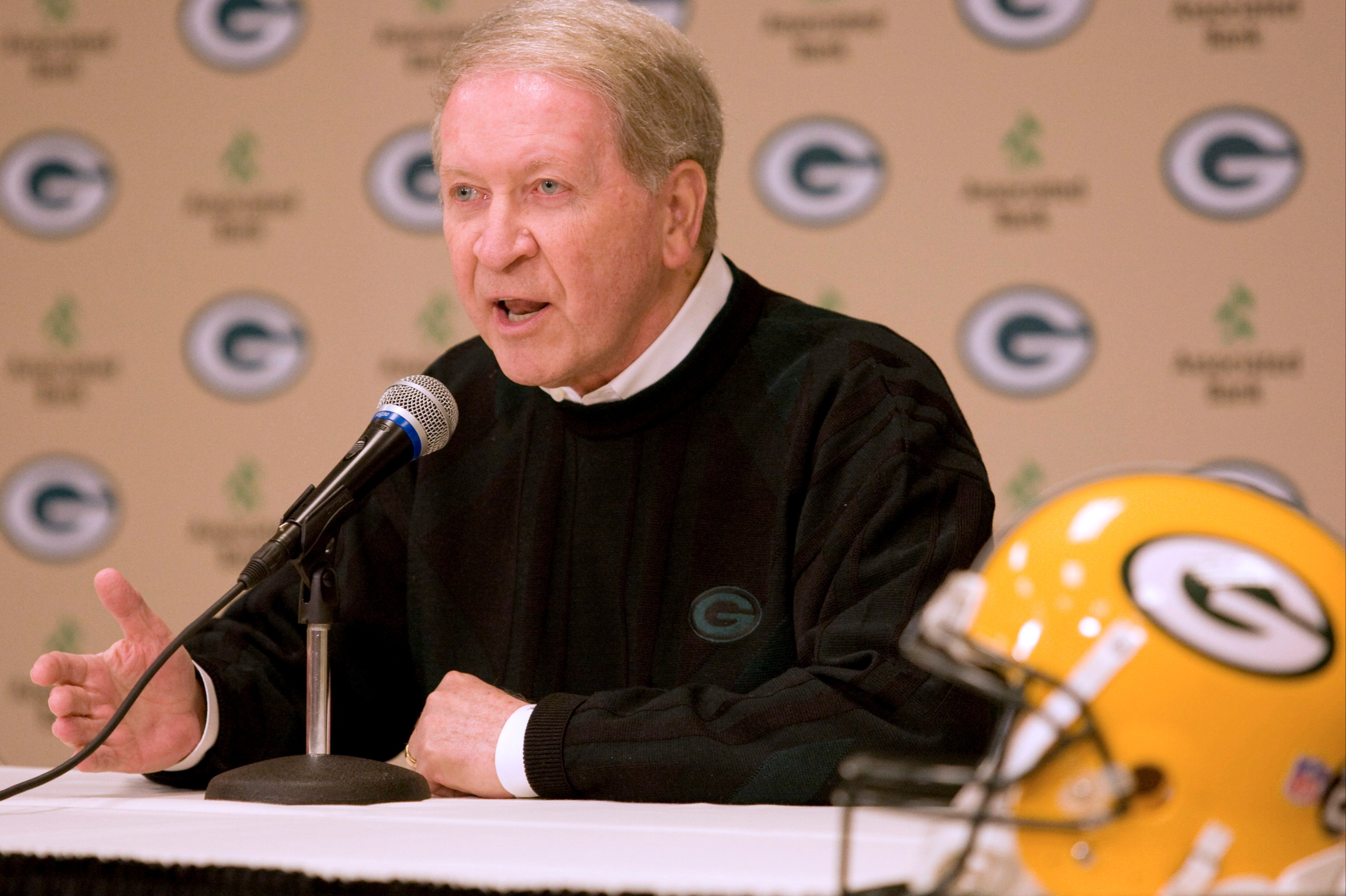 Bob Harlan, longtime Packers president who helped win multiple Super ...