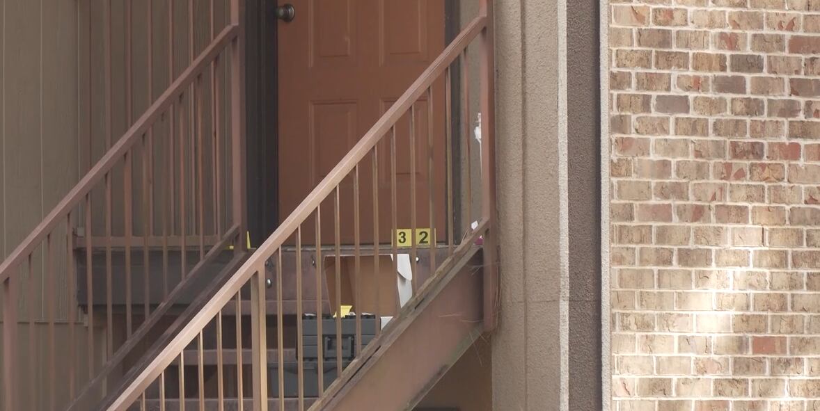 19-year-old woman found dead in Huntsville apartment complex