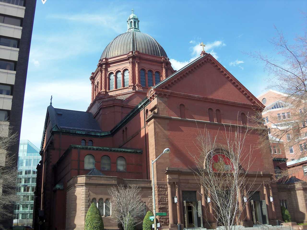 NJ man built 100+ bombs on cathedral steps during Supreme Court Red ...