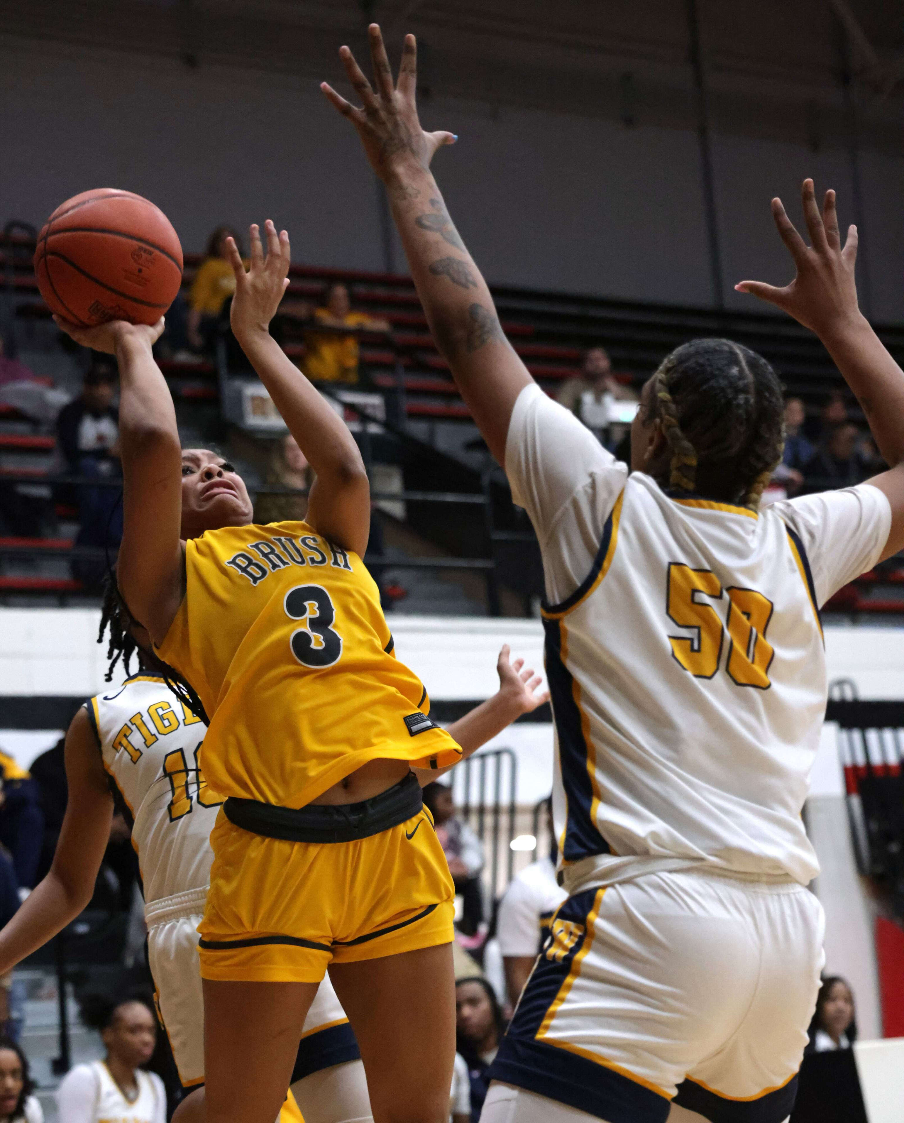 OHSAA girls basketball tournament scoreboard and standouts from ...