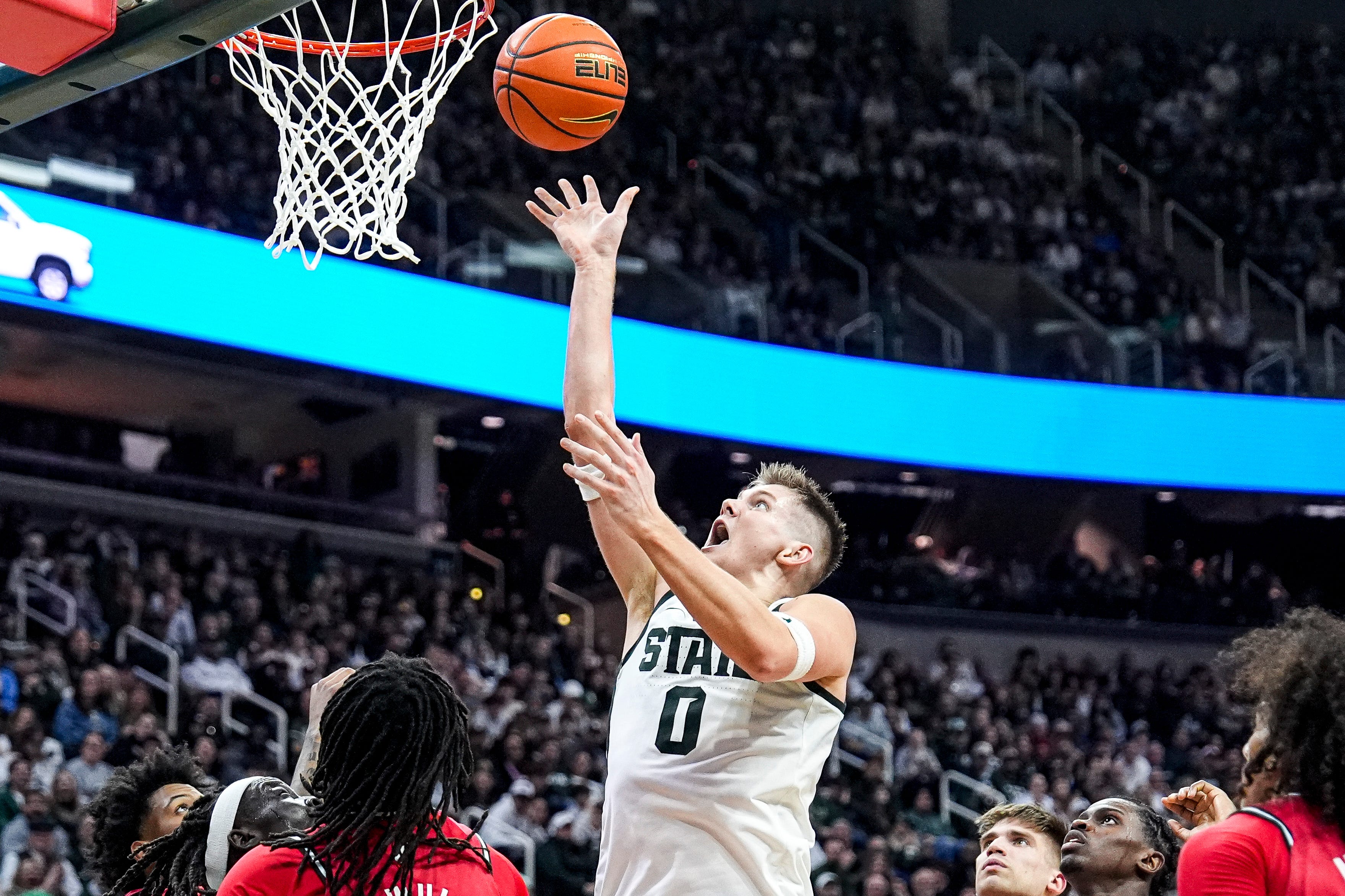 Michigan State basketball gets March Madness lesson on closing games