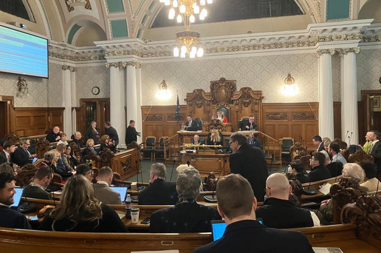 'We're being fleeced by Stockport council, what are we getting for our ...