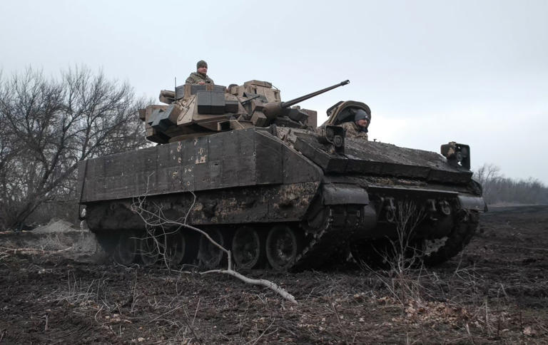 Russia's losses in Ukraine as of March 6: +950 troops and 45 artillery ...