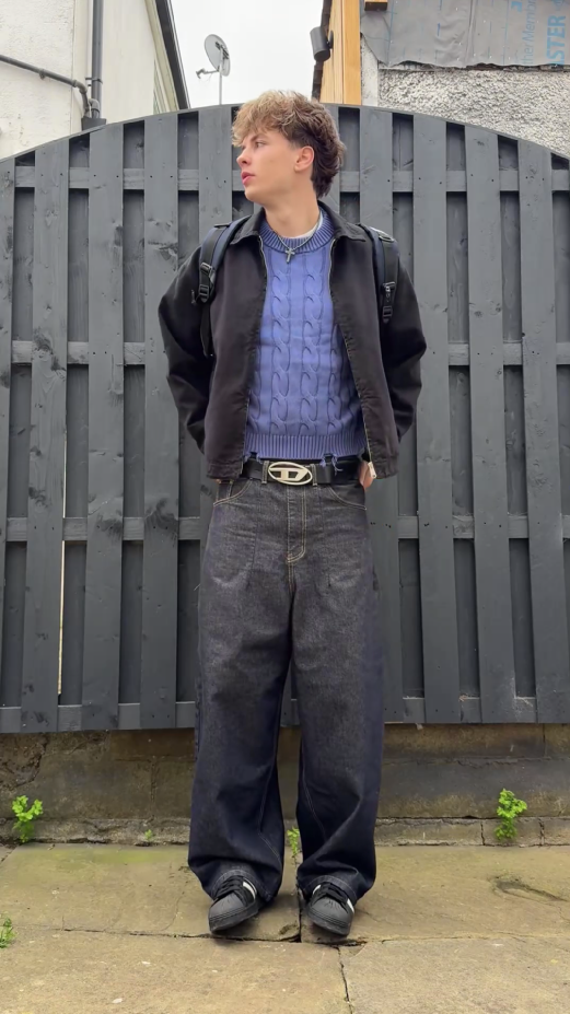 Stylish yet simple school looks for everyday classes