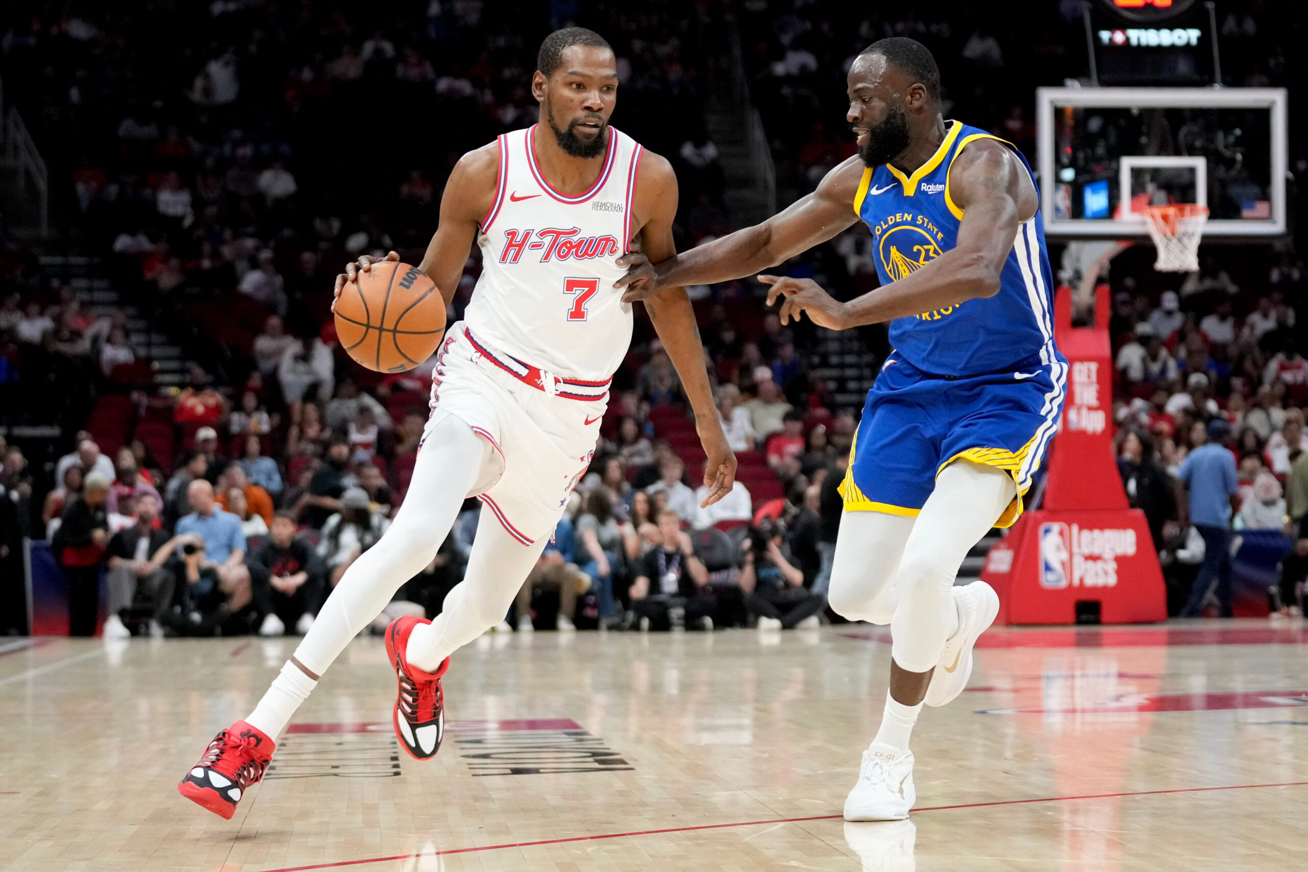 NBA: Short-handed Warriors edge Rockets in overtime thriller