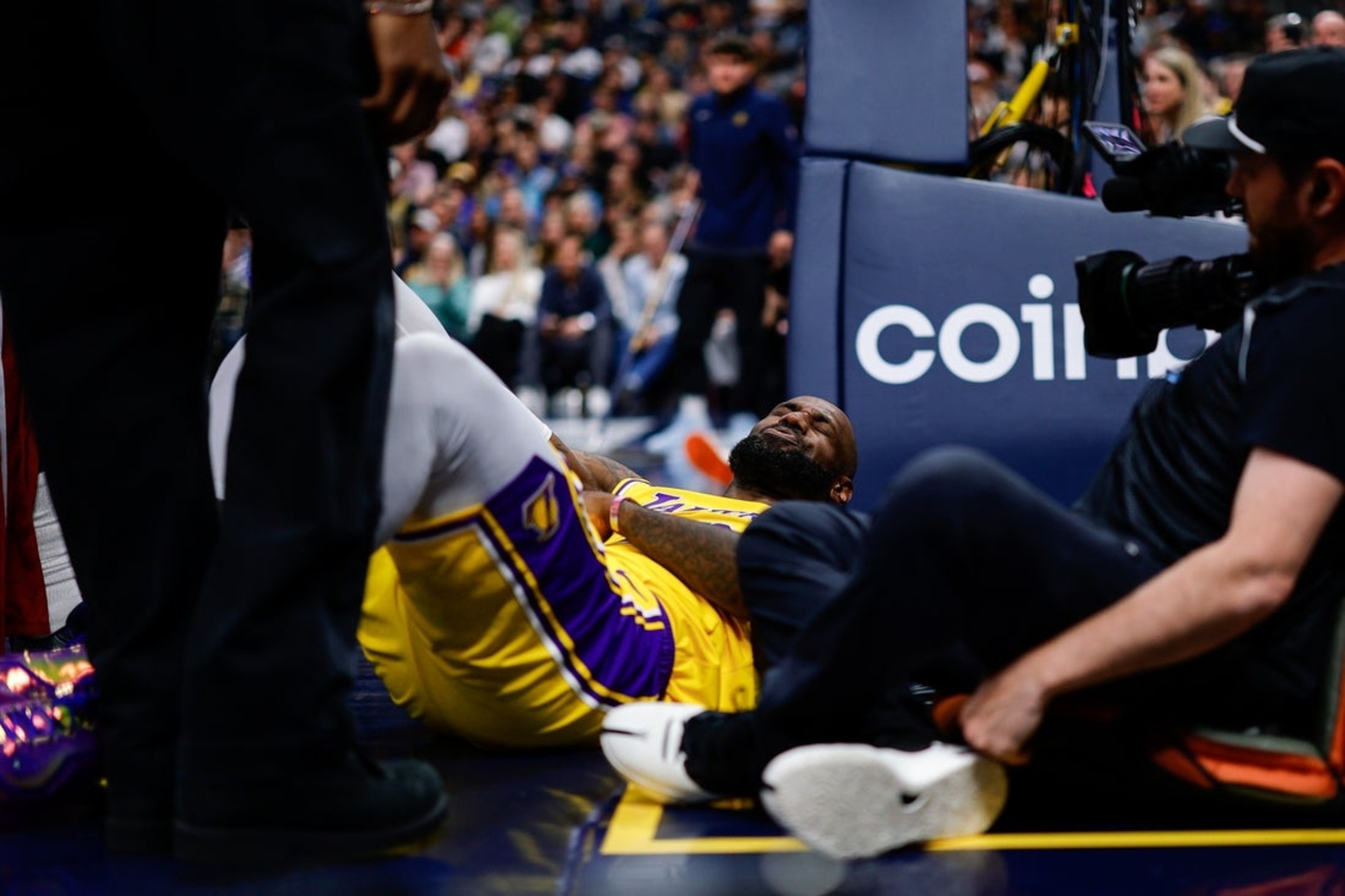 Lakers star LeBron James (elbow) sitting out vs. Pacers