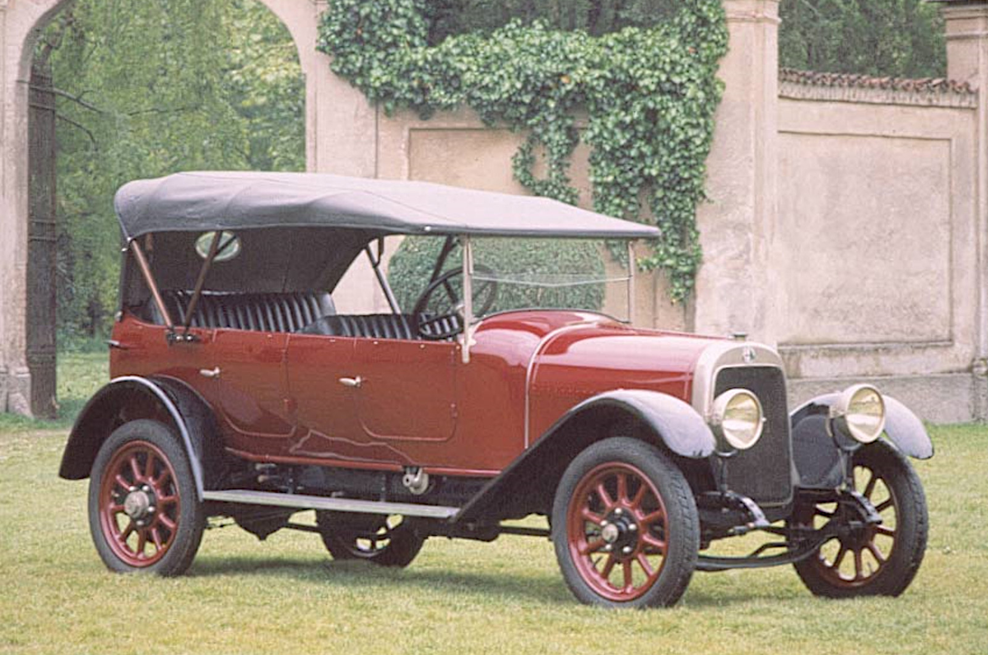 29 first cars from major marques