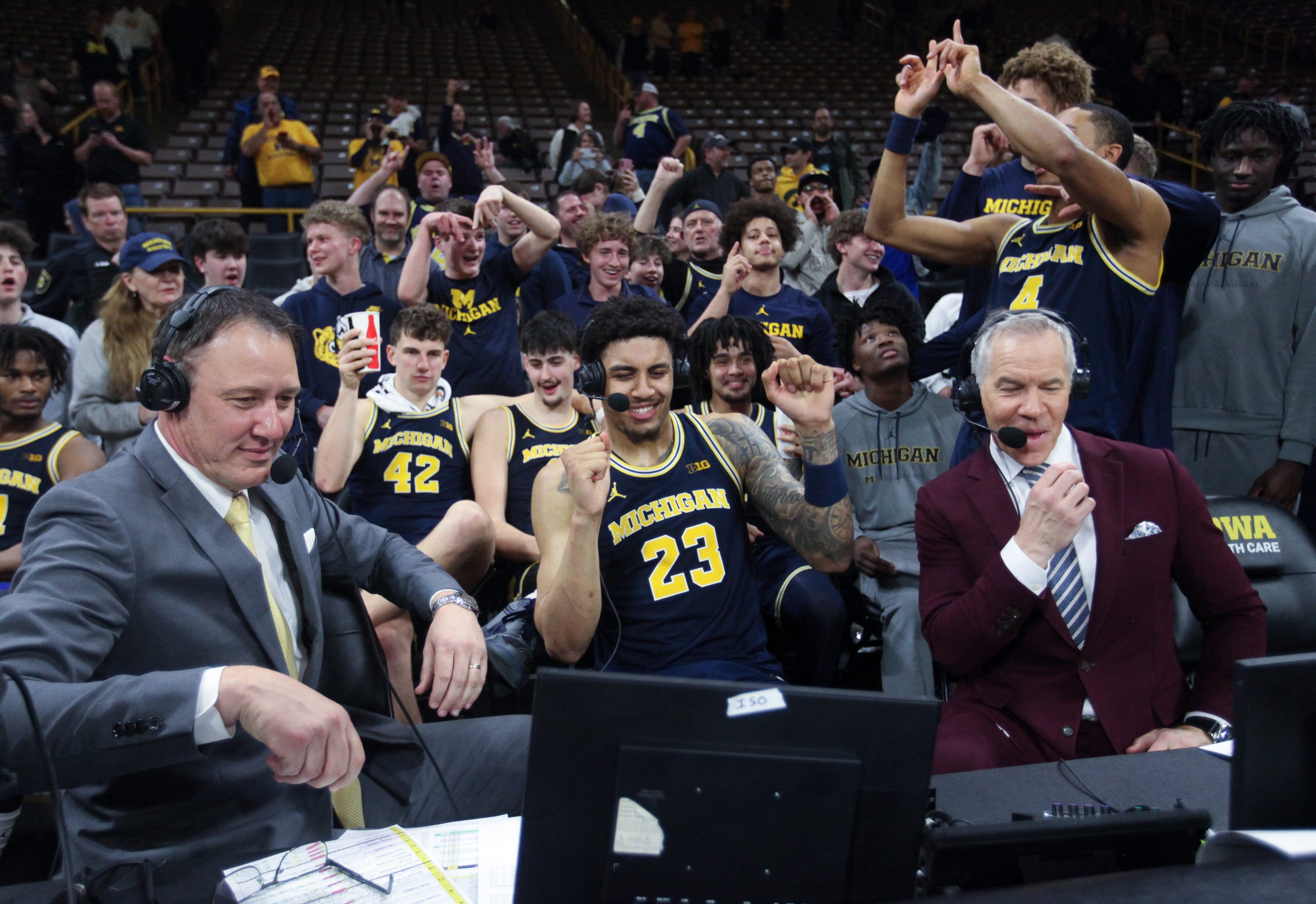 Michigan basketball beats Iowa to complete rare Big Ten road feat