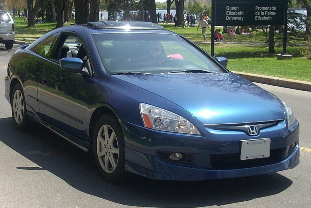 5 overbuilt cars that regularly cross 300,000 miles