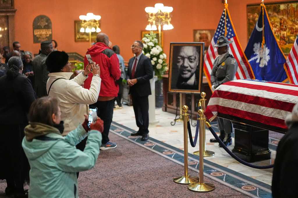 Former Democratic presidents remember the late Rev. Jesse Jackson ...