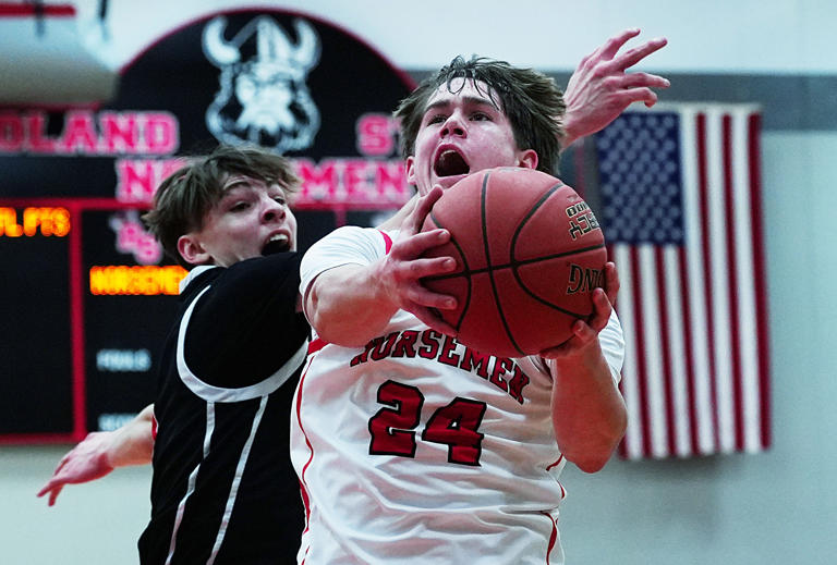 Luke Thoreson voted the Ames Tribune's athlete of the week