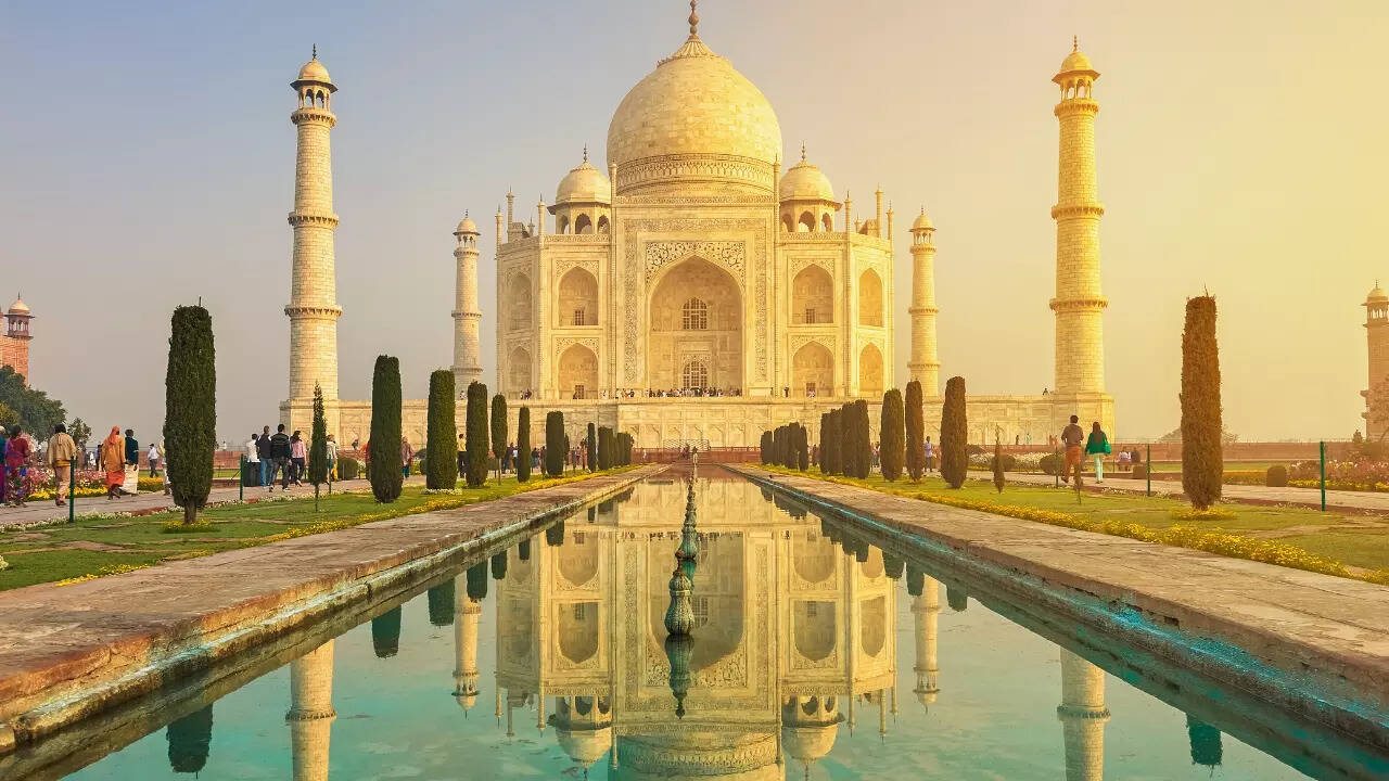 6 stunning monuments around the world that were built for love and ...