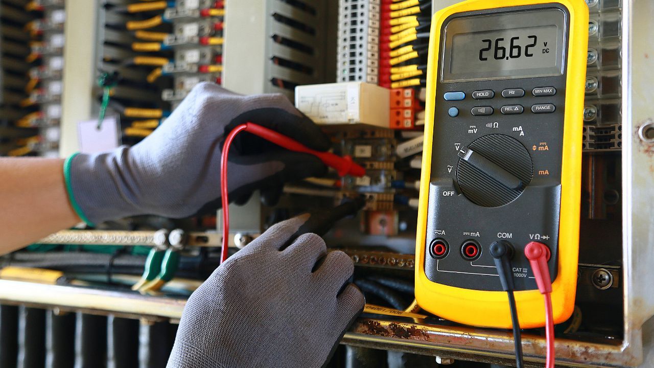 14 electrical mistakes most homeowners make