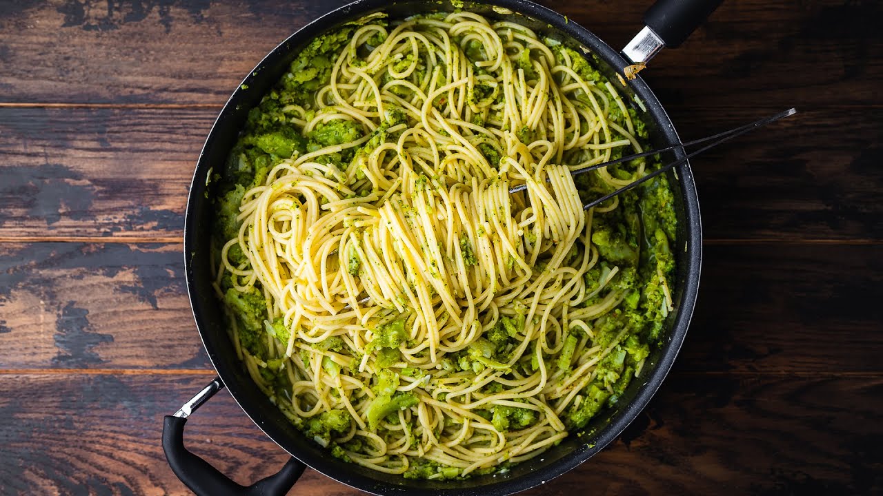 The weeknight pasta I make on repeat – just a few ingredients