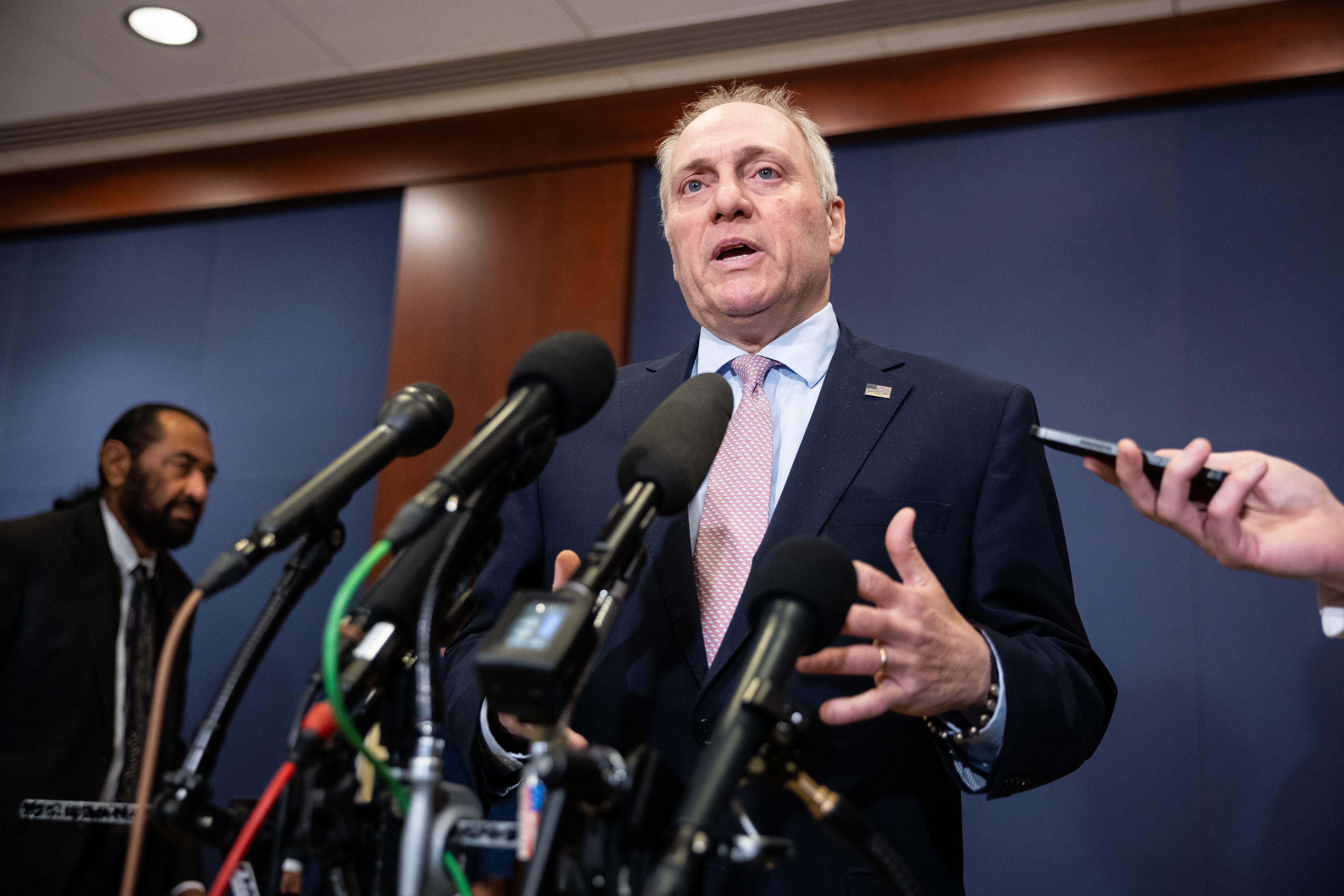 Republicans confront the massive cost of Trump’s Middle East war