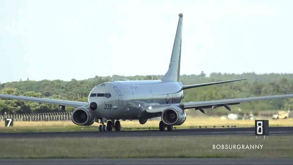 The second a P-8 Poseidon sub-hunter blasts past the crowd