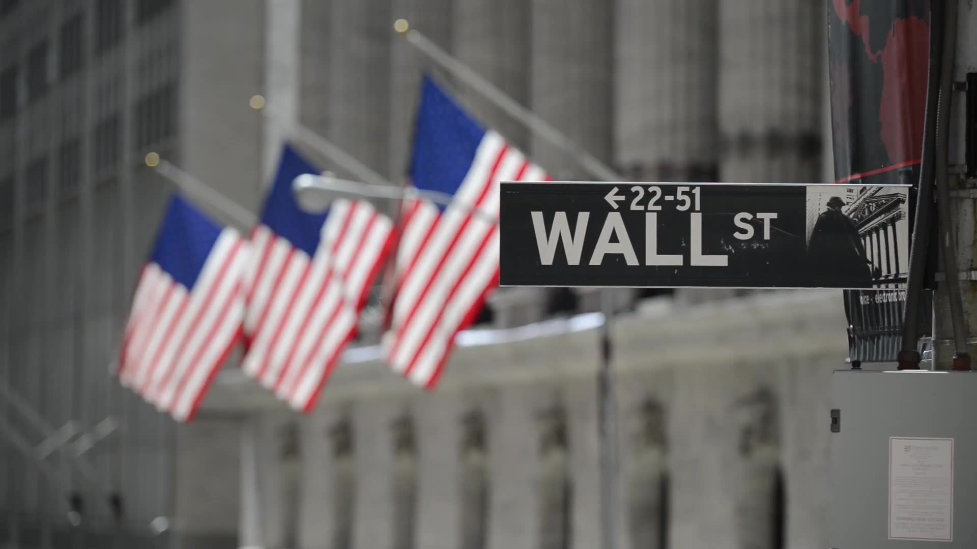 Reliable indicators for forecasting economic contractions before they hit