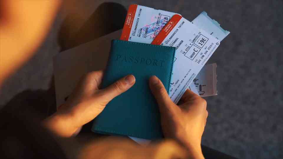 US passport renewal explained - how Americans can speed up passport ...