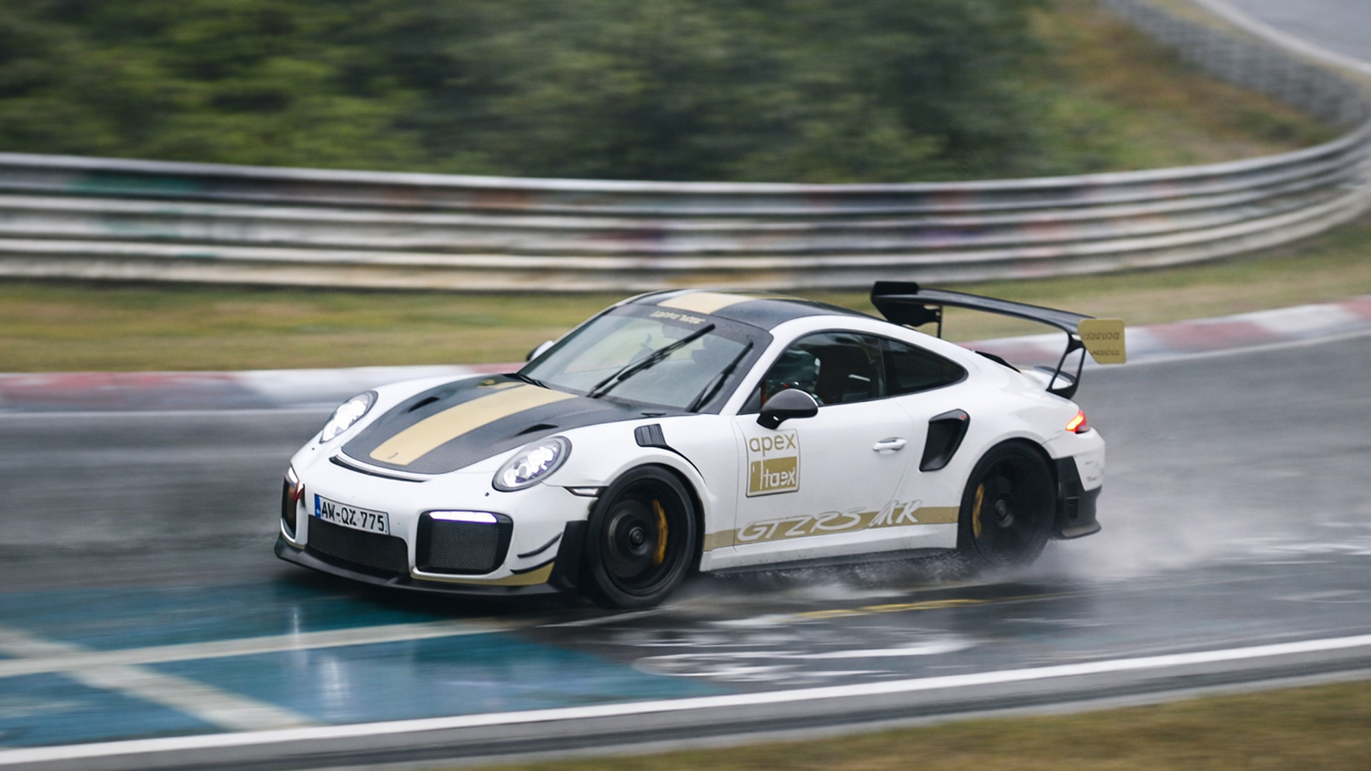 Porsche 911 GT2 Extreme Turbo Power Nürburgring Track