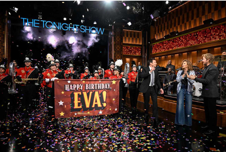 NJ marching band helps Ryan Gosling celebrate Eva Mendes' birthday on ...