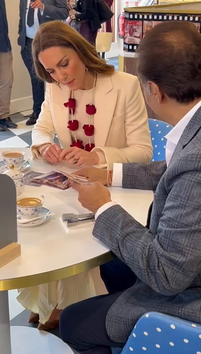 Princess Kate reveals how she has her tea - watch